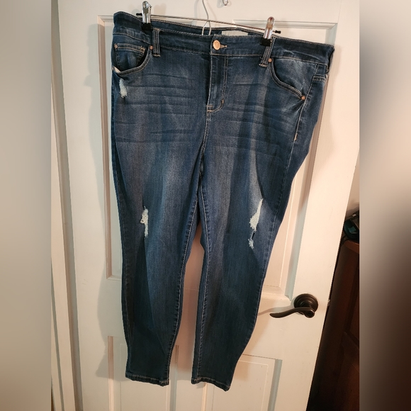 Postmolly And Isadora Jeans